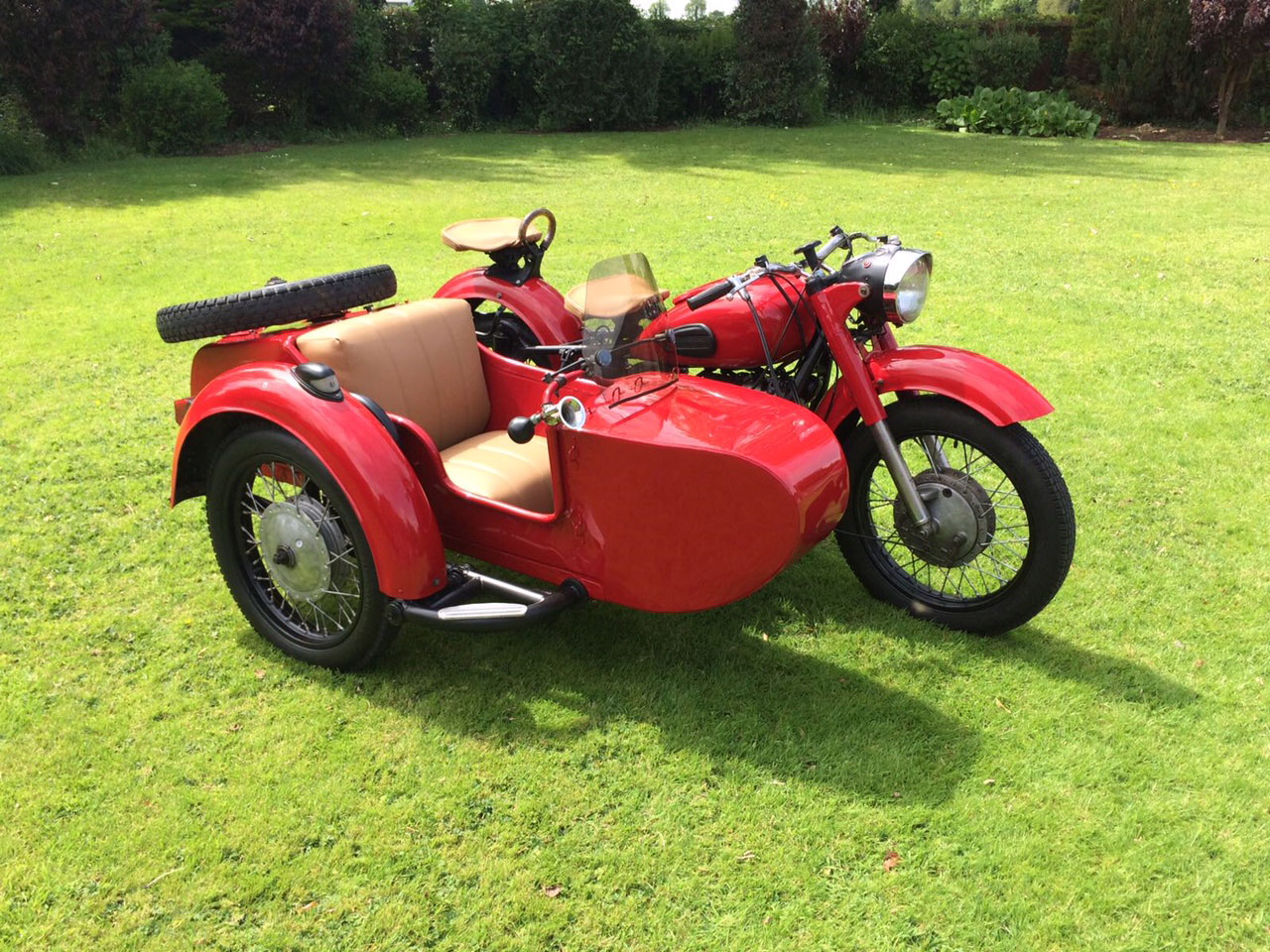 Regent Way - Majestic Rides For Every Special Moment